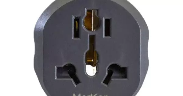 adaptateur fiche anglaise vers fiche europe male t 605k2 250 v 16a